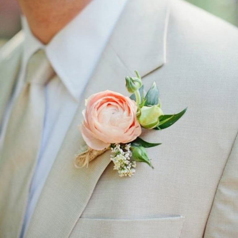 23 Flowers that Make the Best Wedding Boutonnieres | Blog | Flower ...